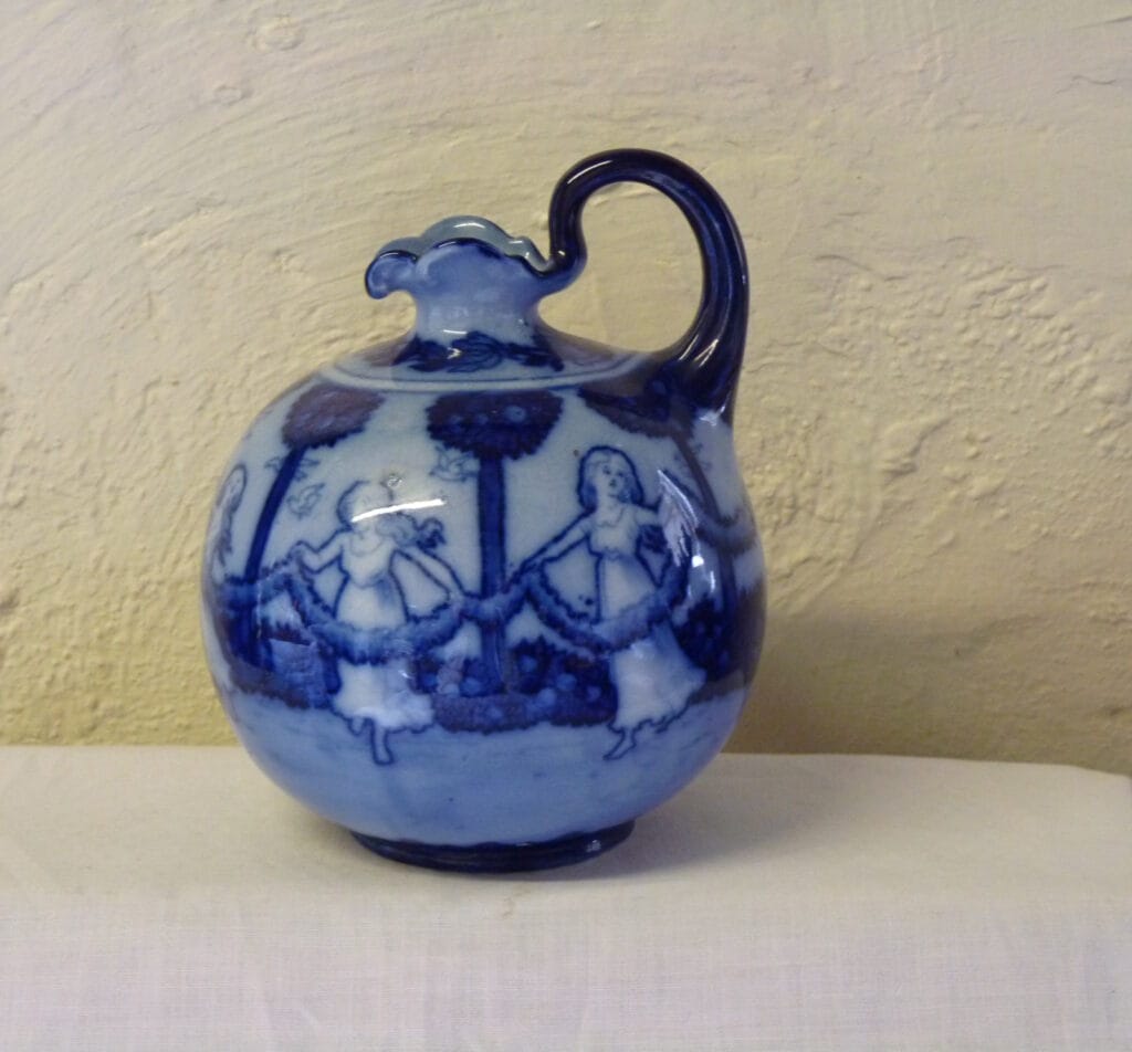 Flow Blue Doulton Globular Jug – Morrisian Ware - Jackie's Antique Showcase